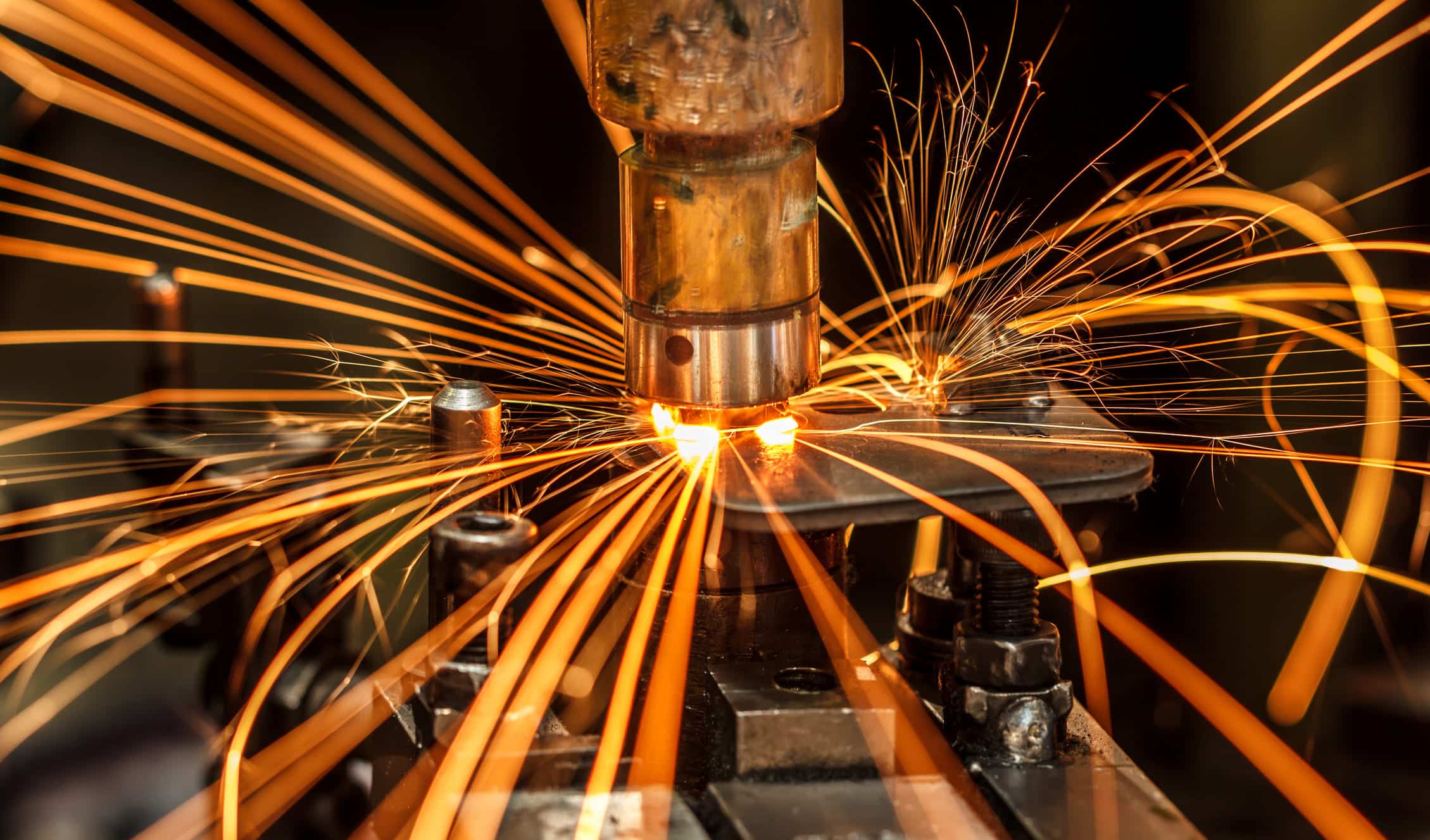 Innovation : fusionner la fabrication additive métallique et l'usinage